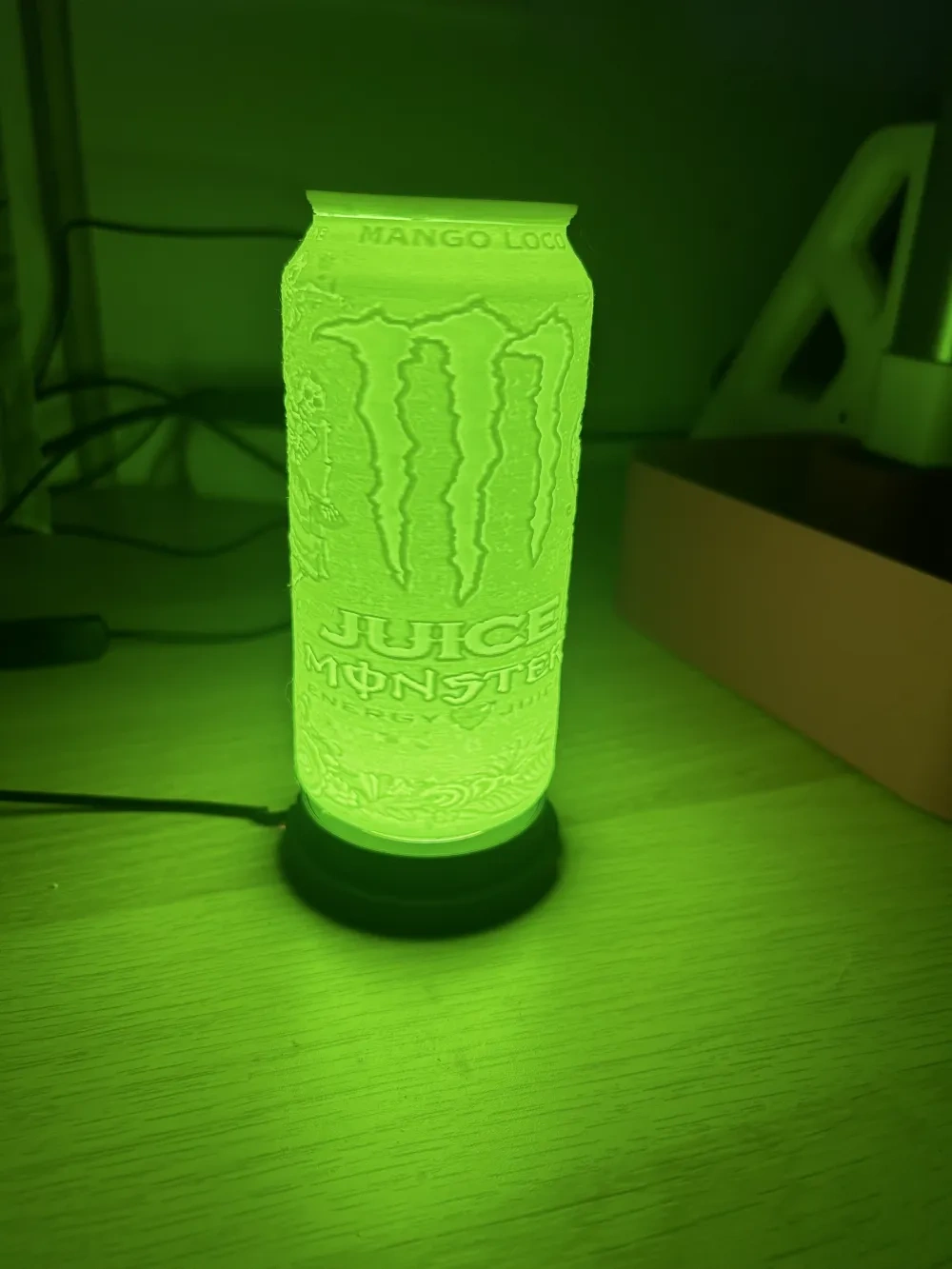 Monster Mango loco 光影画 - 免费 3D 打印模型 - MakerWorld