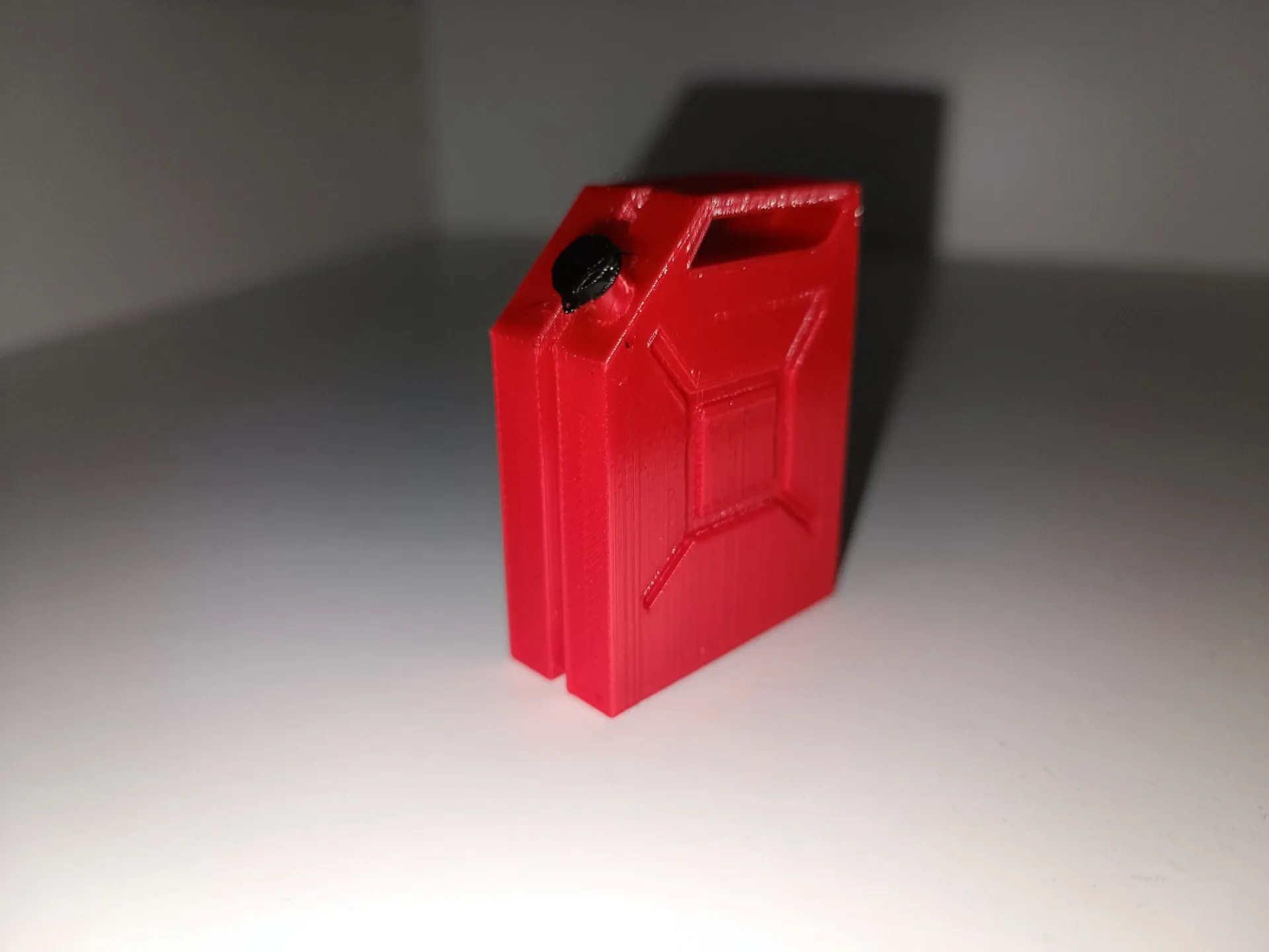 1/10 汽油罐 来自 Alex Schaaf - MakerWorld