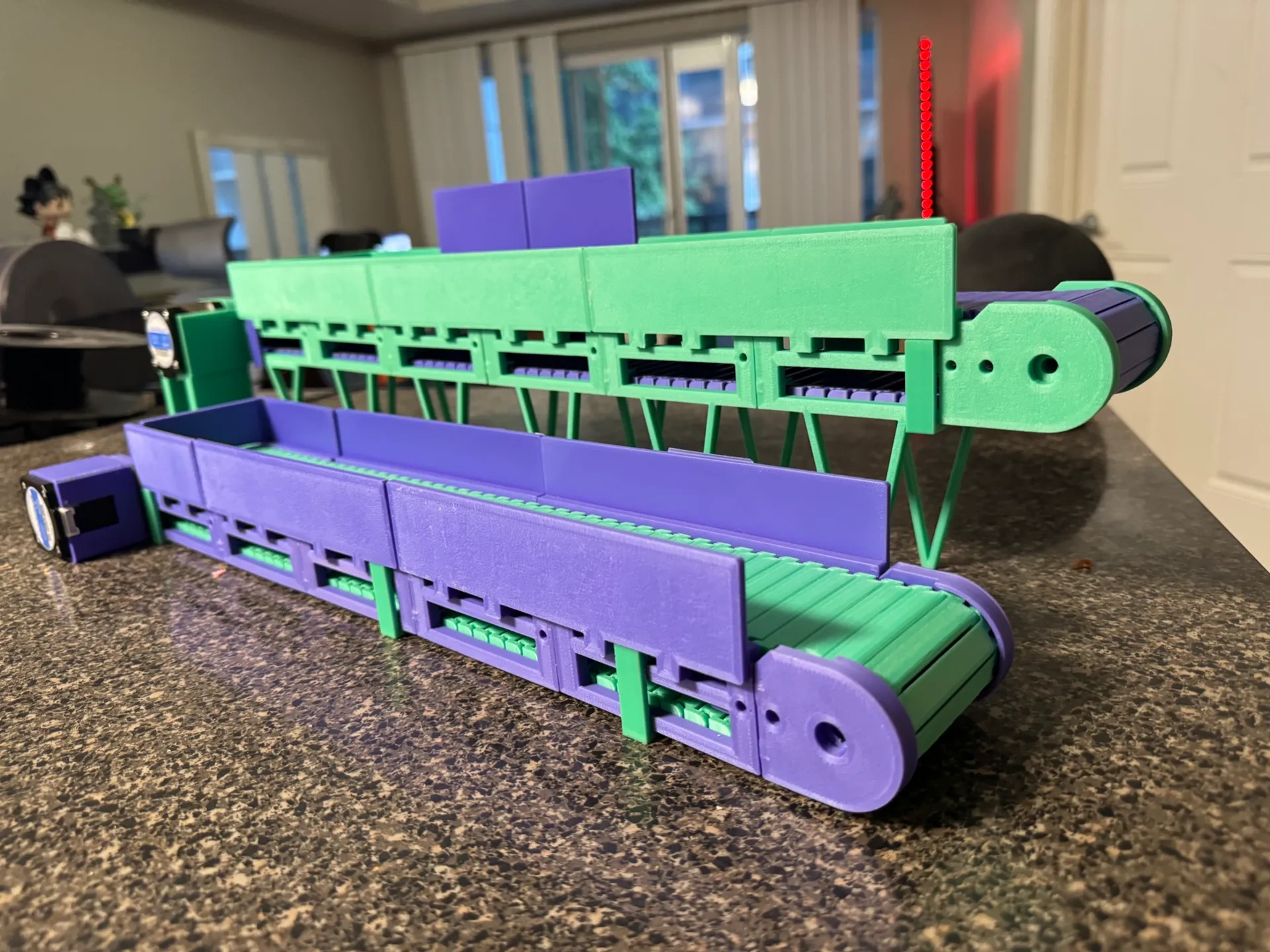 Poop Shoot Conveyor Belt System VERSION 2 来自 3DPrintAdventures - MakerWorld