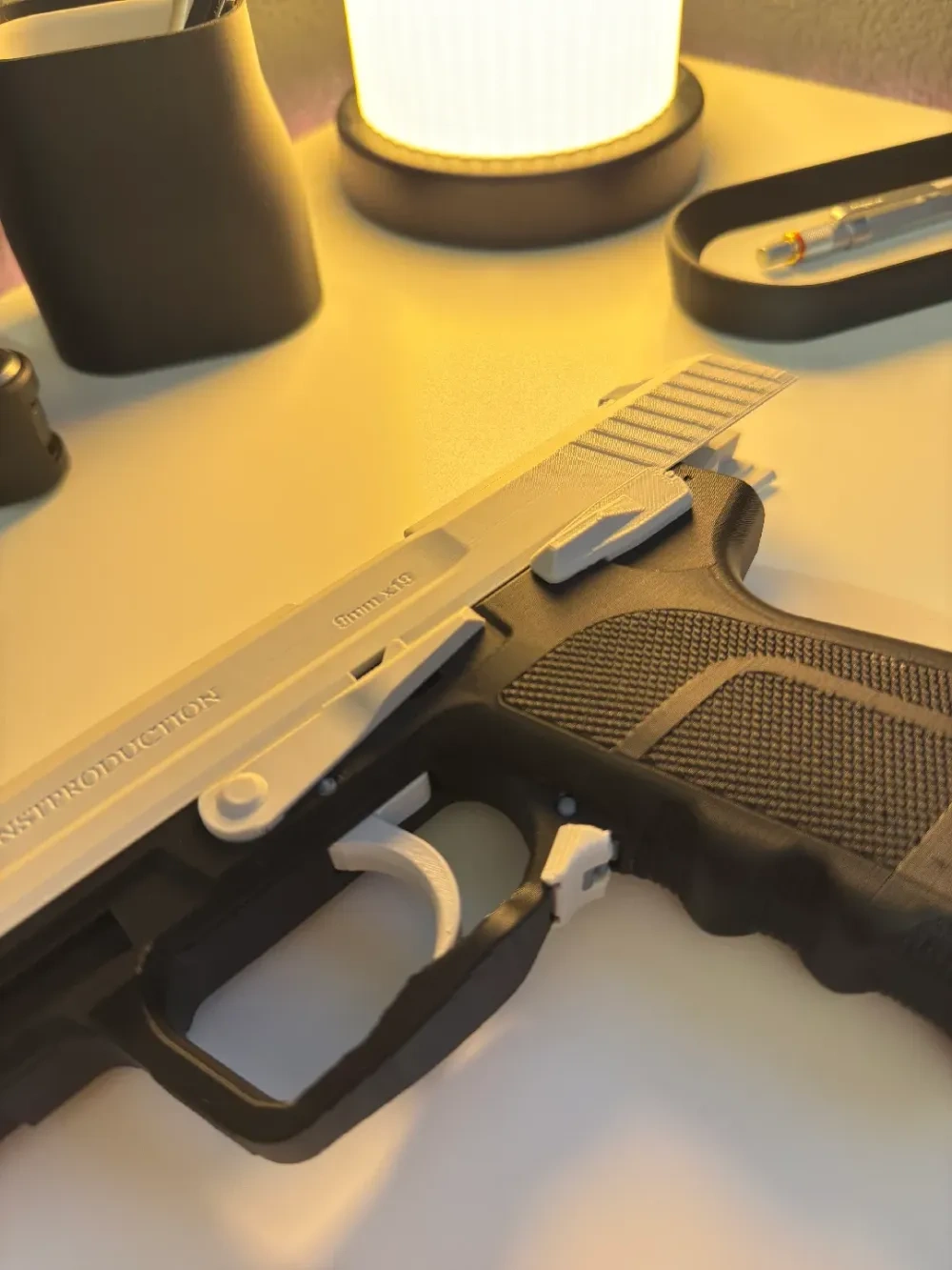 生化危机 SG-09 R 来自 3dwb MakerWorld：免费下载 3D 模型