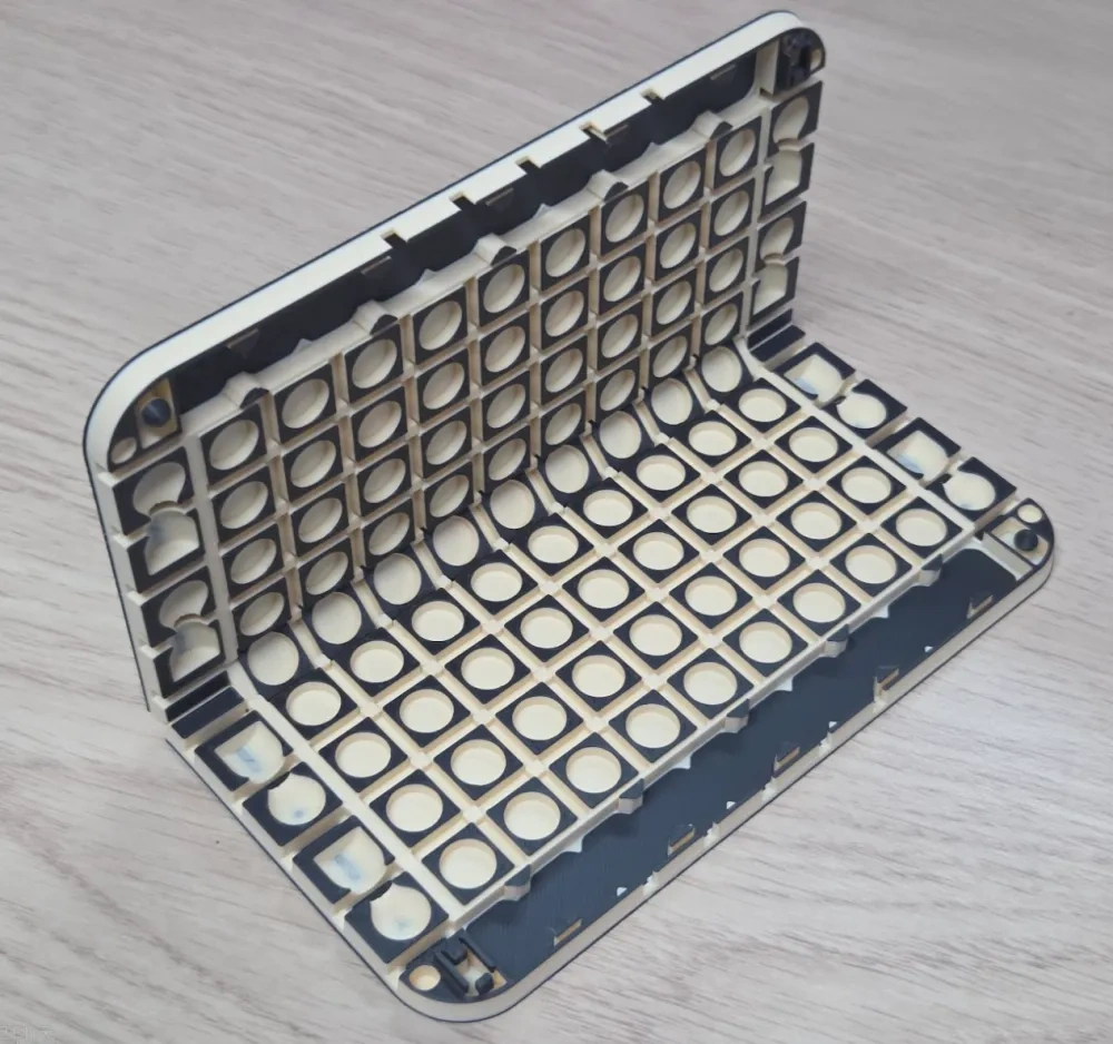 QMaze Fold Mini（非 Quoridor） - 免费 3D 打印模型 - MakerWorld