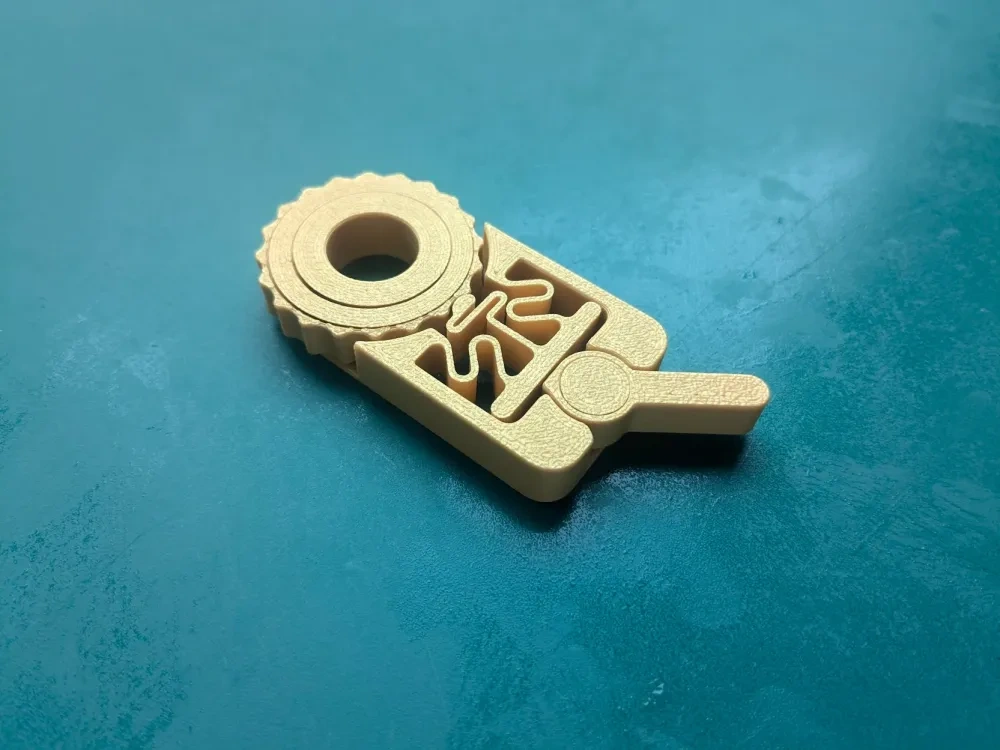 解压点击弹动嗖嗖 - 一体打印！ 来自 Louis MakerWorld：免费下载 3D 模型