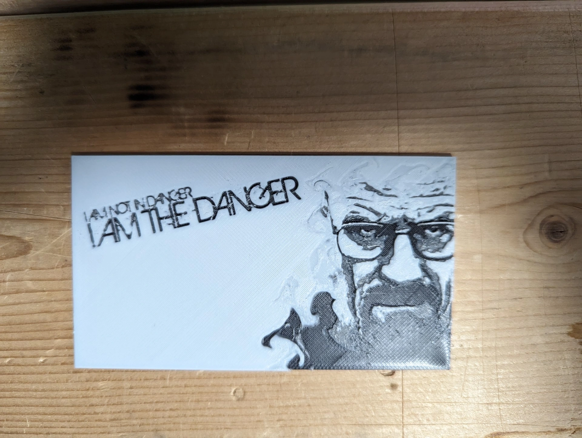 Walter White Danger Hueforge 来自 PAPA Emeritus IV - MakerWorld