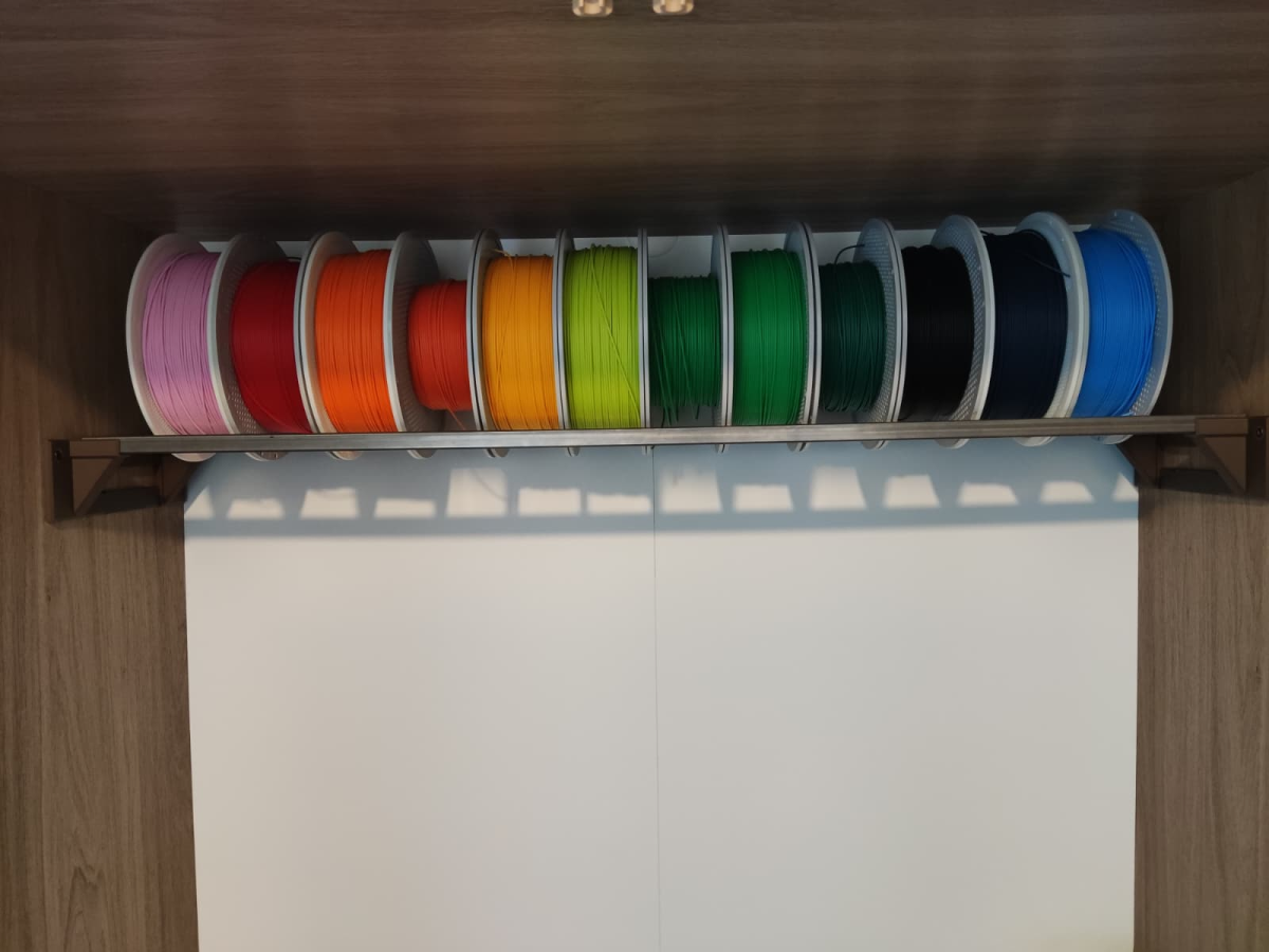 IKEA VILHATTEN (任何衣柜) 耗材架 来自 Cicci MakerWorld：免费下载 3D 模型