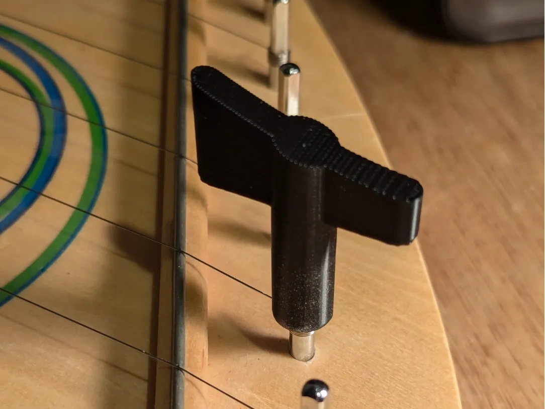 Lap Harp Tuning Key 来自 Wile E. 3D - MakerWorld