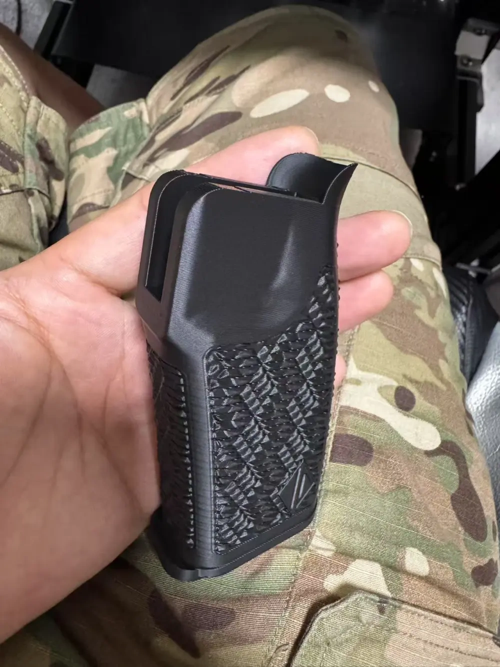 irregular defense K grip 水弹玩具榴莲把手 来自 NBSJtac MakerWorld：免费下载 3D 模型