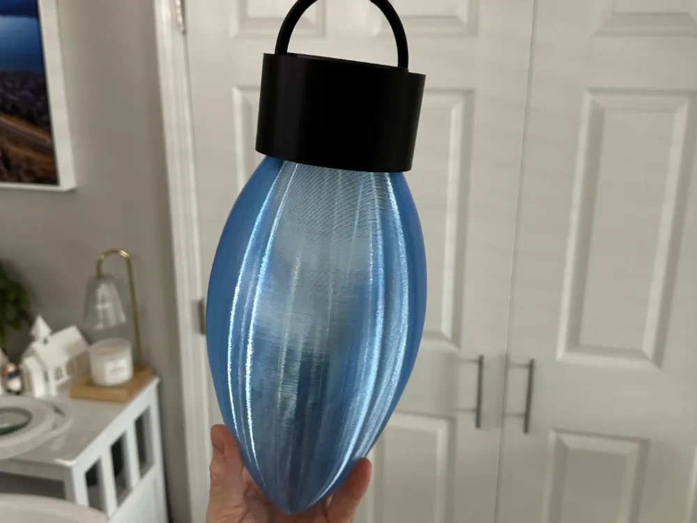 巨型太阳能供电圣诞灯饰 来自 TnT MakerWorld：免费下载 3D 模型