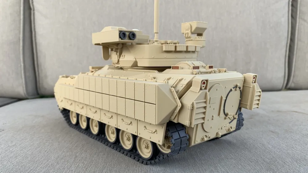 M3A3 布拉德利步兵战车 BUSK III - 免费 3D 打印模型 - MakerWorld