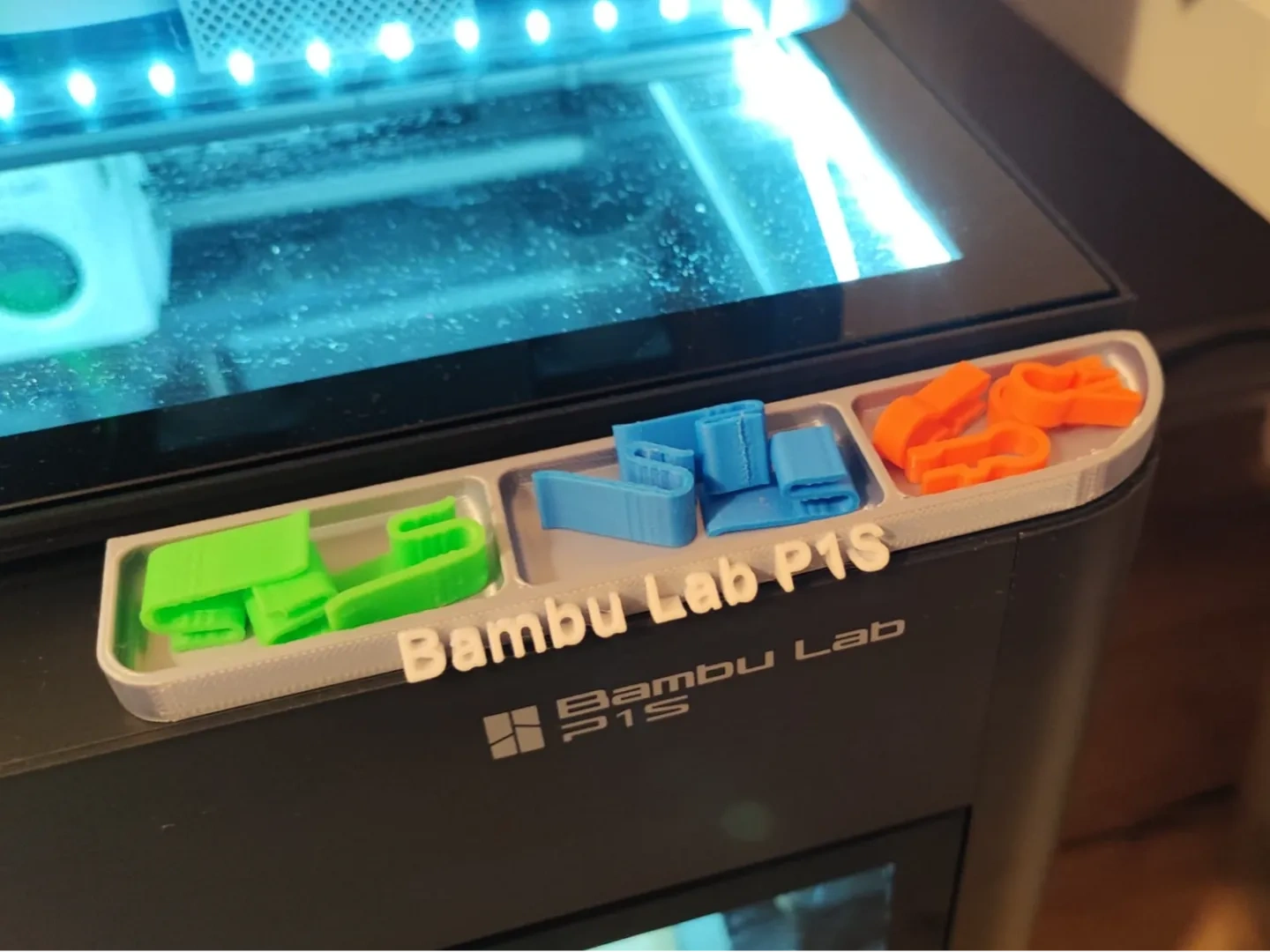 打印机顶部的P1S托盘 来自 daniel.rynduch - MakerWorld