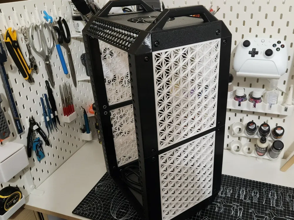 Lab Rax 组子风格侧板 | 可定制的 来自 Kiwiworks MakerWorld：免费下载 3D 模型