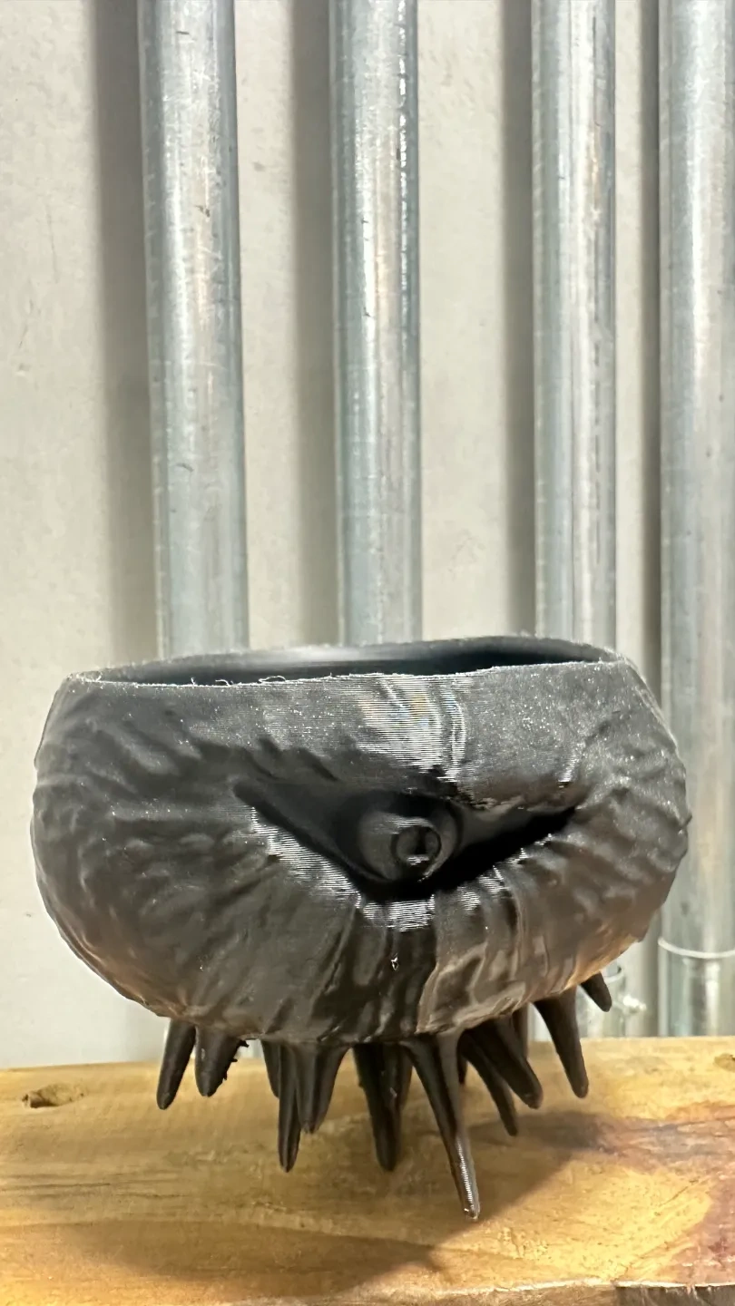 八爪花盆 来自 Darren Cho MakerWorld：免费下载 3D 模型