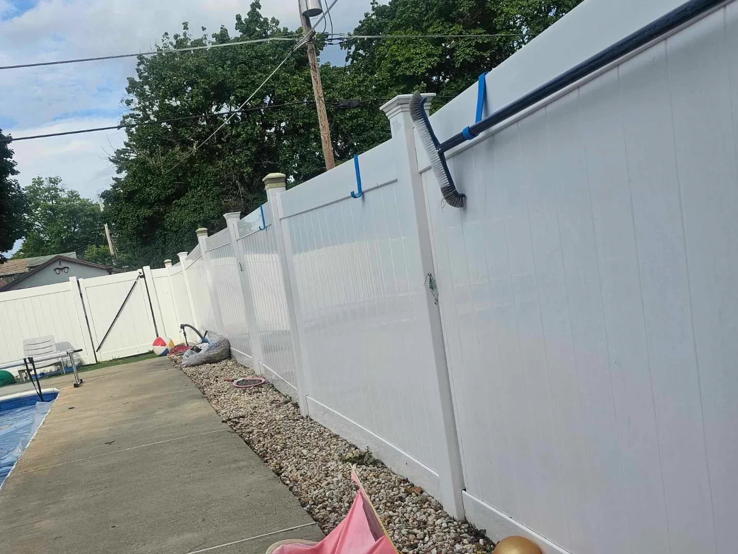 Vinyl Fence Hooks 来自 UrbanCraft - MakerWorld