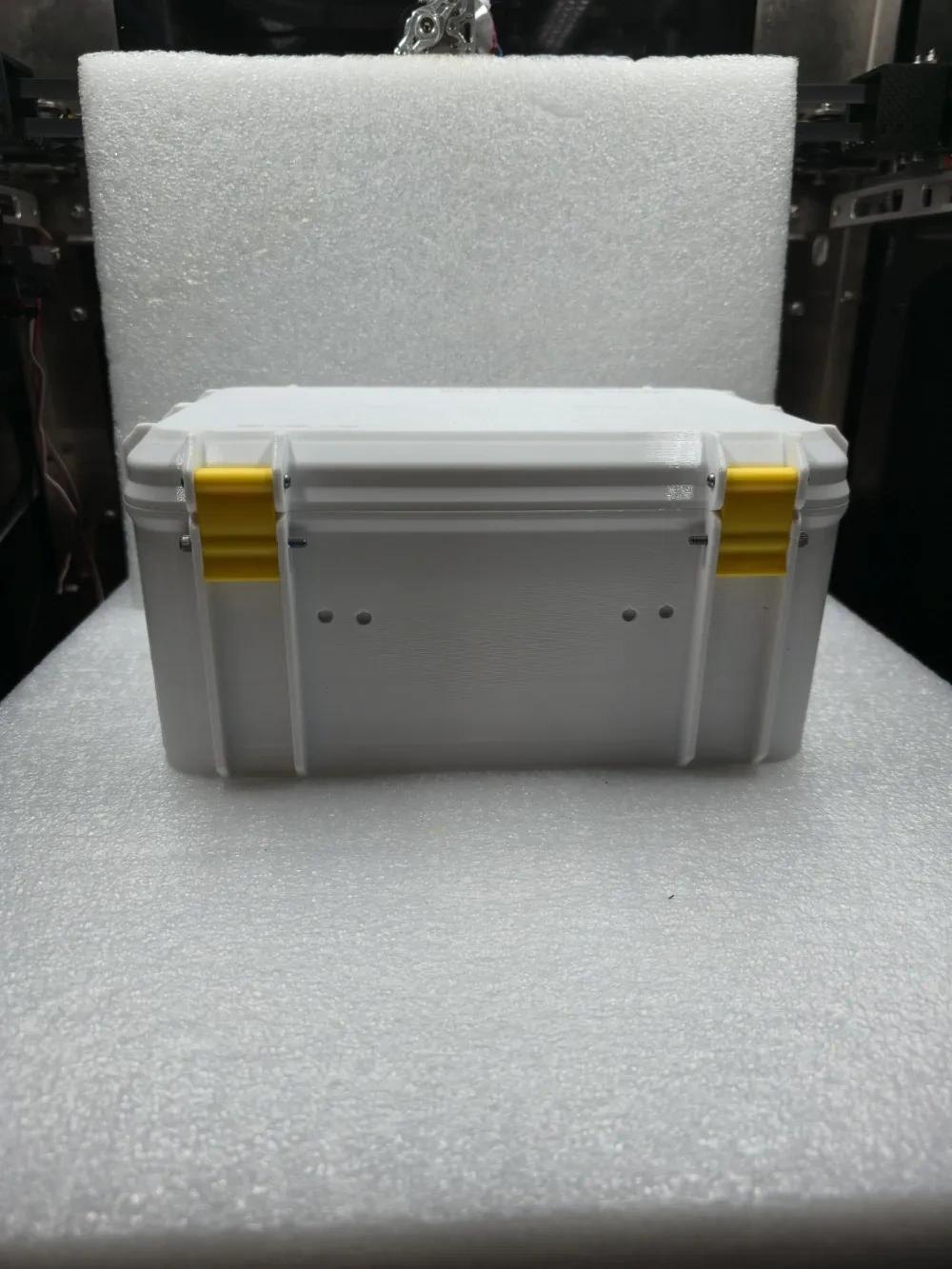 Xtool F2 Ultra UV 内部雕刻镜片收纳盒 - 免费 3D 打印模型 - MakerWorld