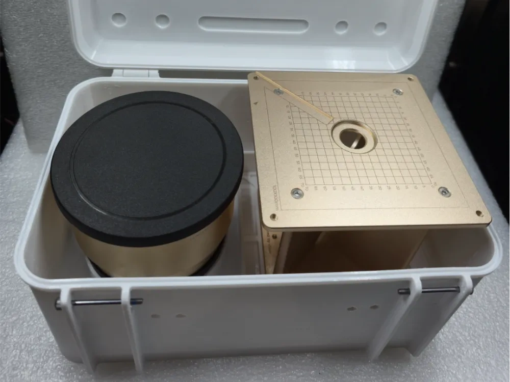 Xtool F2 Ultra UV 内部雕刻镜片收纳盒 - 免费 3D 打印模型 - MakerWorld