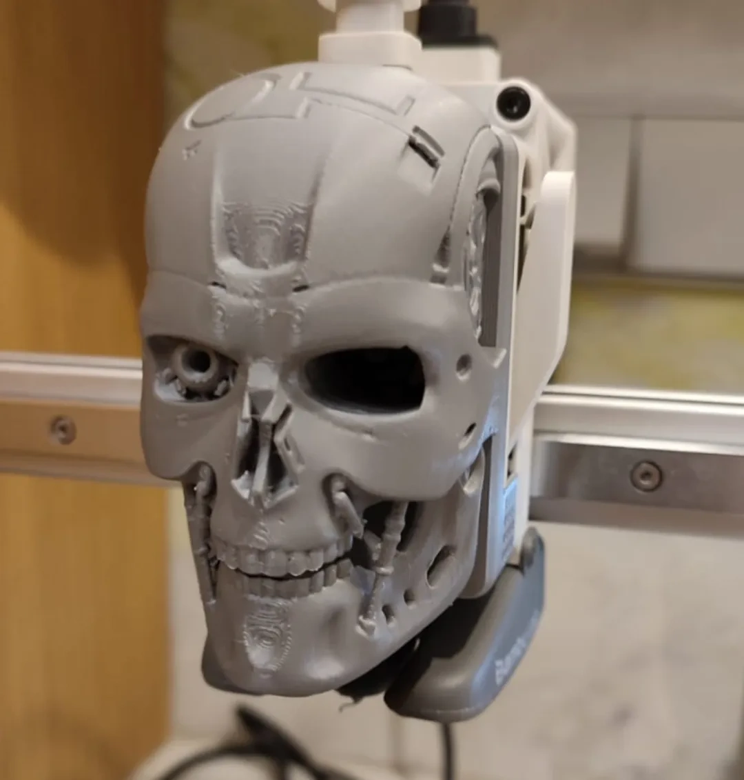 终结者T800 A1前盖 二次创作 - 来自 Evasive_Brain - MakerWorld