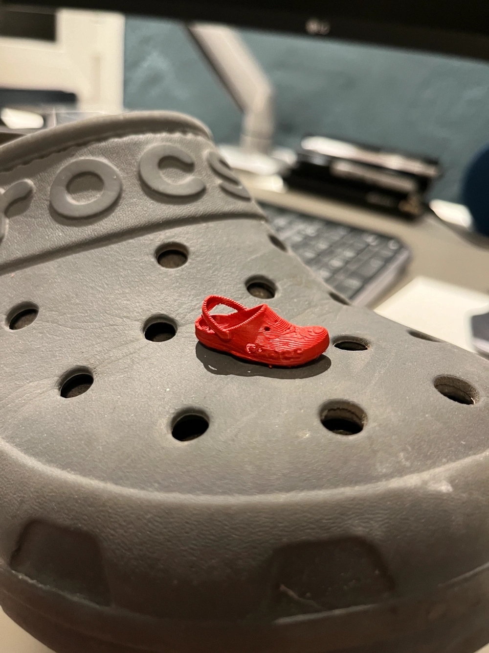 croc charm mini crocs (with strap) 来自 Arjen - MakerWorld