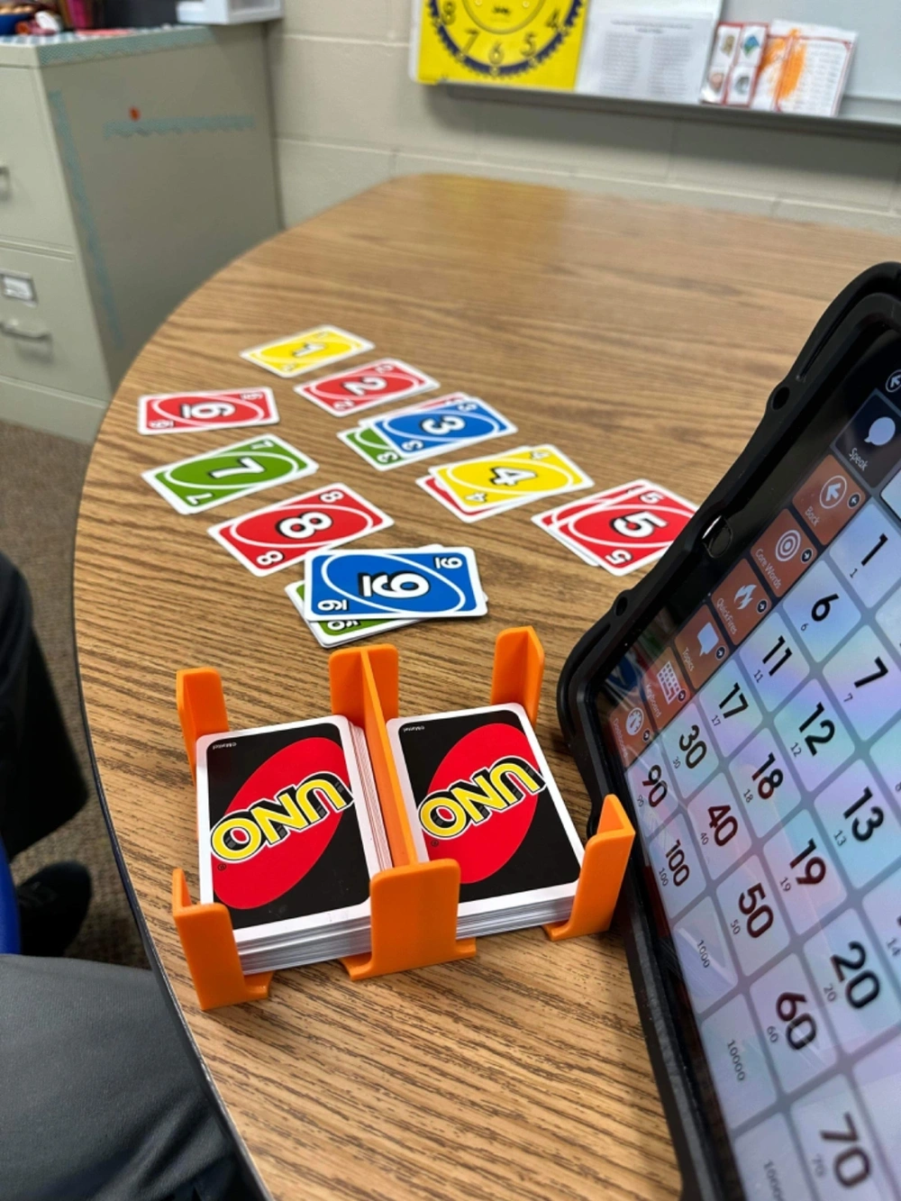 Uno Deck Holder with Discard (89x56mm cards) 来自 BoardGamer’sBoutique ...