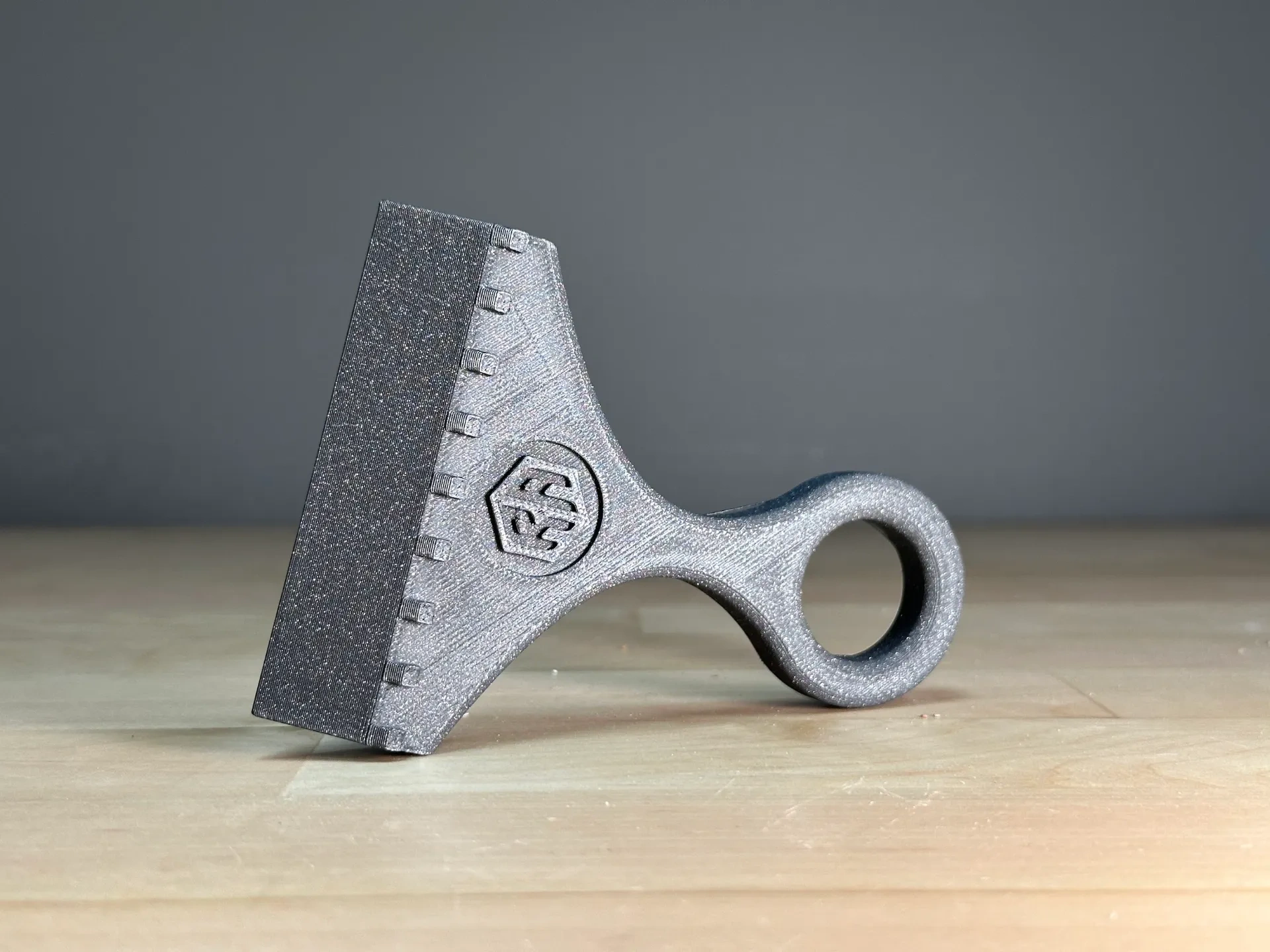 3D Printable Ice Scraper 来自 RomeoAlfa - MakerWorld