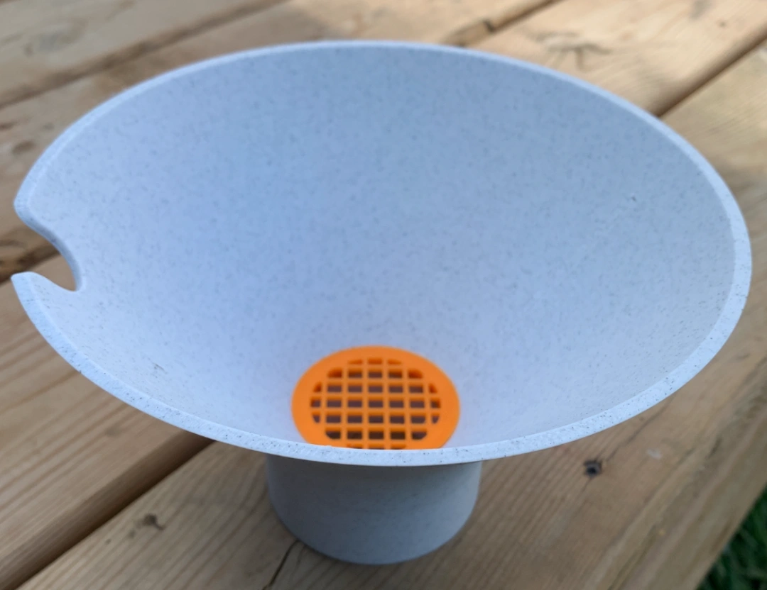 Cooking Oil Strainer for 8L Costco Style Jug 来自 Zzz3DSelkirk - MakerWorld