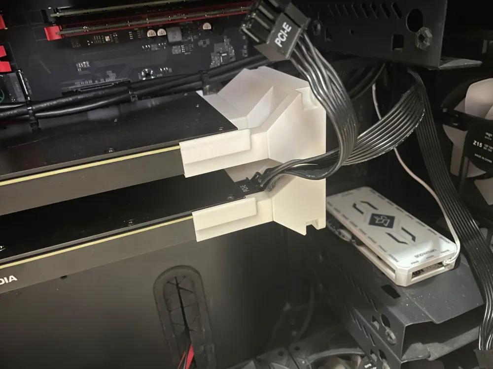 NVIDIA tesla T10 双路显卡导风罩（9cm、9.2cm风扇适用） 来自 DCIX MakerWorld：免费下载 3D 模型