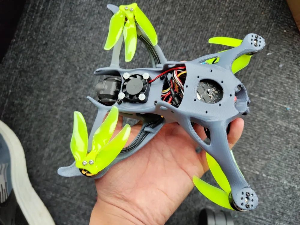 BM 以太 4 - 4 英寸一体式 FPV 无人机机架 来自 Dr. J. Ma MakerWorld：免费下载 3D 模型