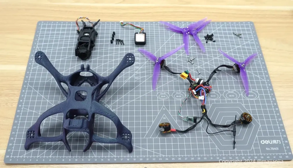 BM 以太 4 - 4 英寸一体式 FPV 无人机机架 来自 Dr. J. Ma MakerWorld：免费下载 3D 模型
