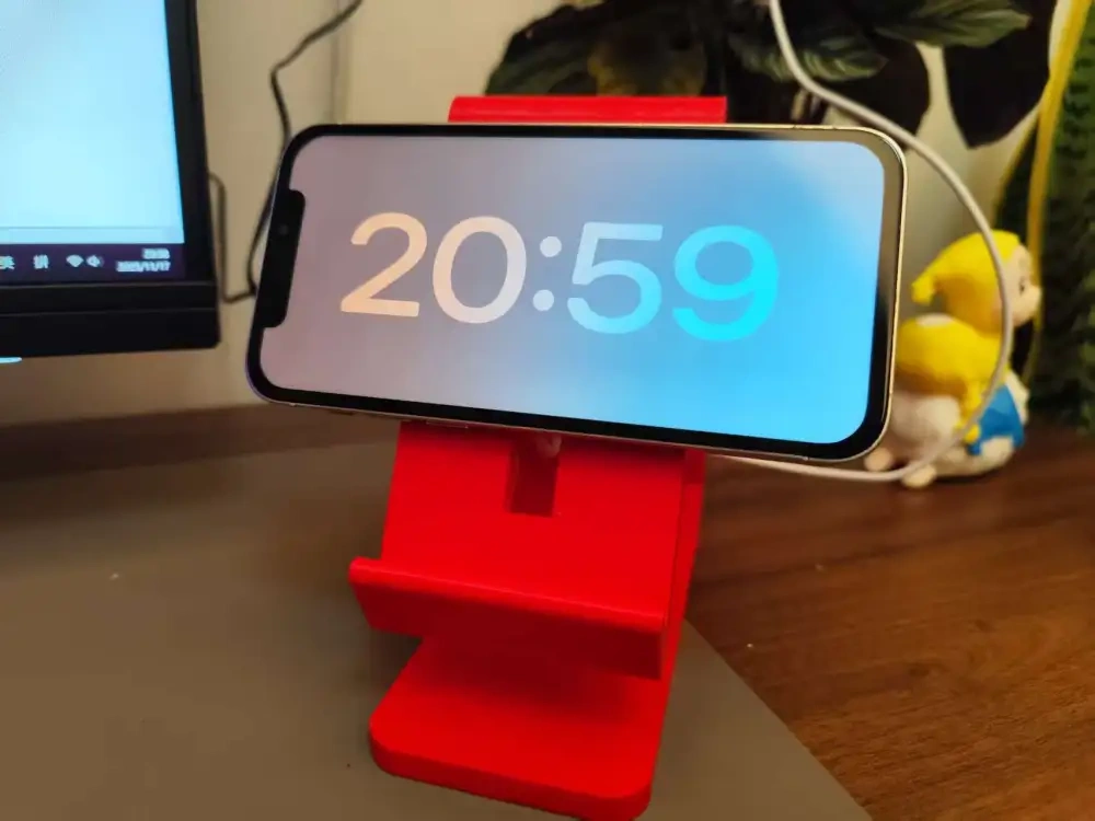 苹果手机磁吸充电器支架 来自 胖柴研究所 MakerWorld：免费下载 3D 模型