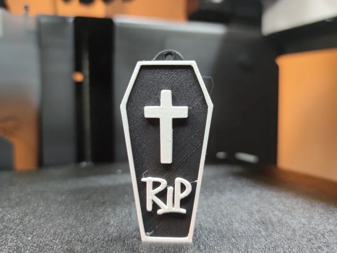 Coffin Keychain 来自 Eclipse 3D - MakerWorld