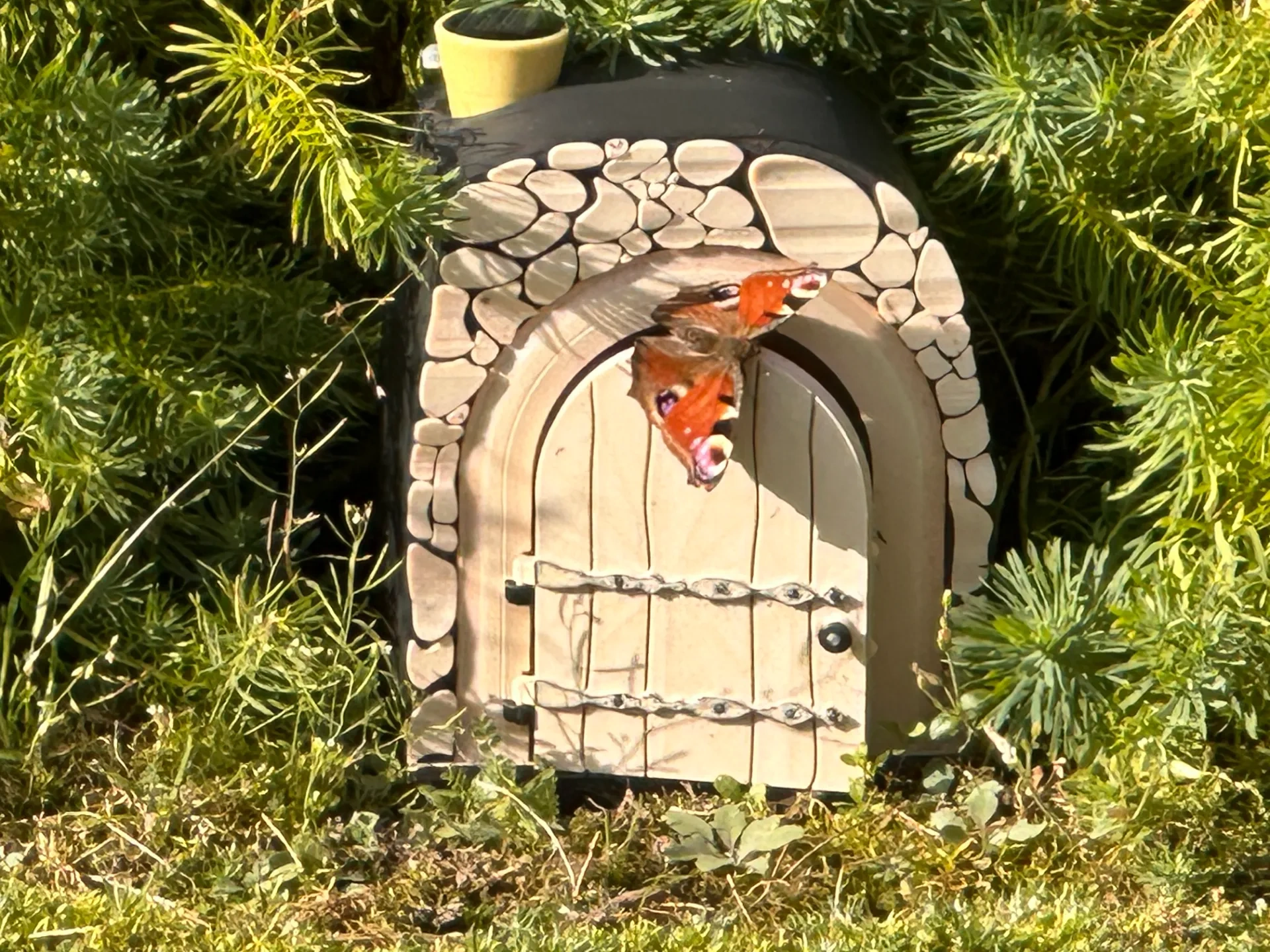 Fairy Door with Staircase, Solar-LED & Side panels 来自 JAV-3DMakerWorld：免费下载 3D 模型