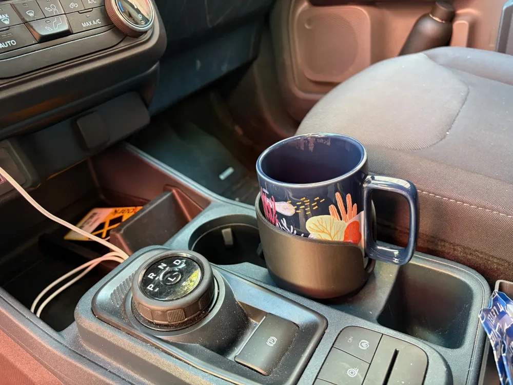 福特杯架内衬 - 免费 3D 打印模型 - MakerWorld