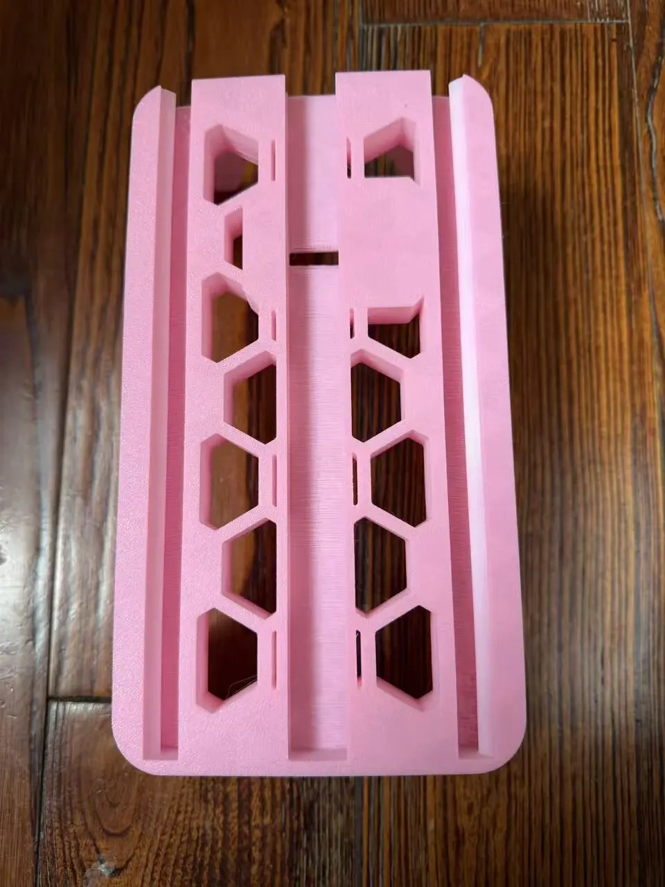 5.8L料桶支架 - 免费 3D 打印模型 - MakerWorld