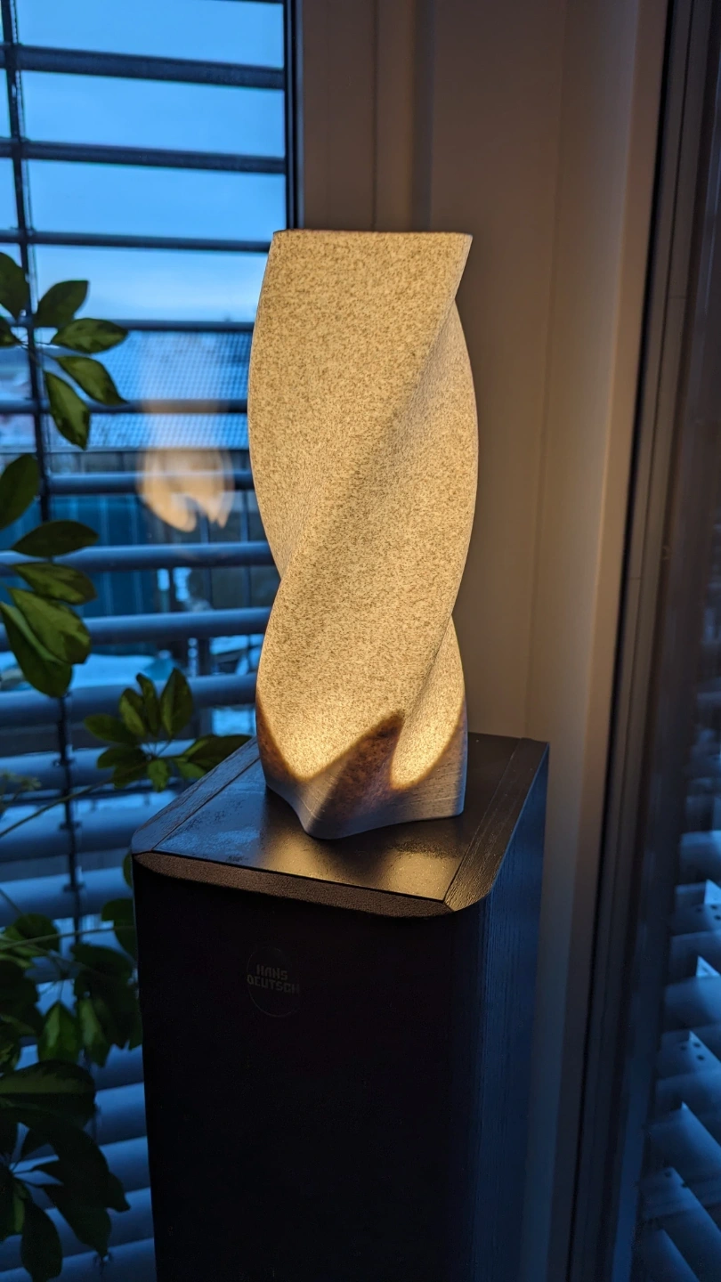 Lamp shade Swirled for LED Kit 来自 happyboard.company - MakerWorld