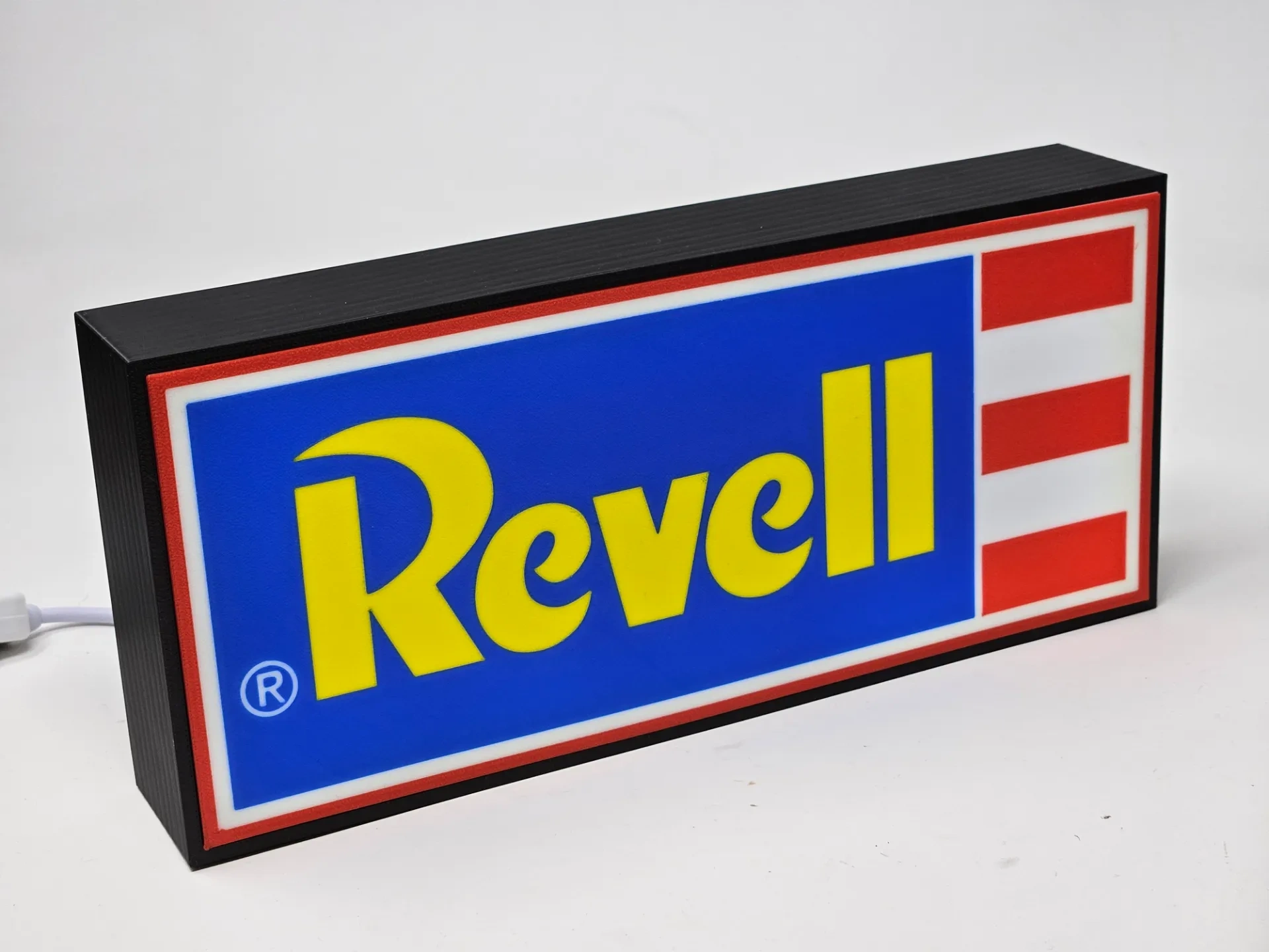 Revell Model Kits LED Light Box Sign Shelf Display 来自 jamisonusmc ...