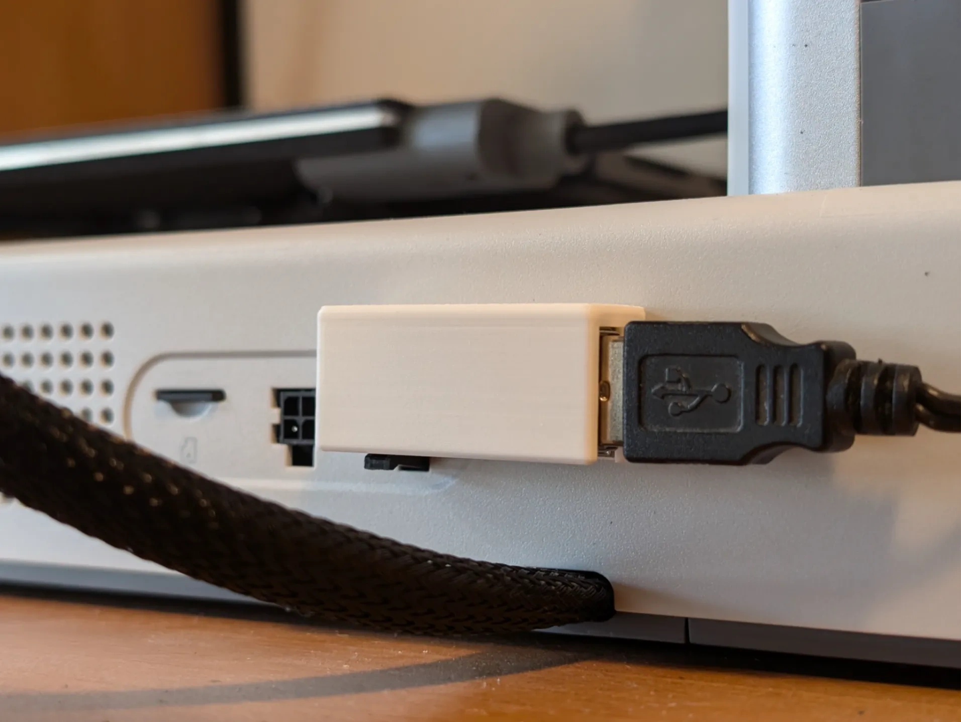 Minimal USB hub for A1/mini using spare AMS port 来自 Frandestein ...