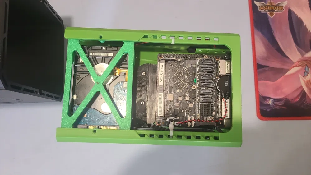 QNAS4 V2 来自 丫丫赶海MakerWorld：免费下载 3D 模型