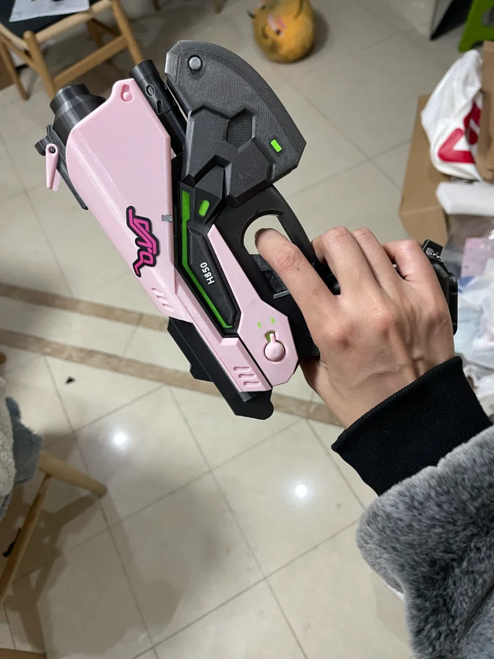 D.VA原皮肤枪分件打印版 无需AMS - 免费 3D 打印模型 - MakerWorld