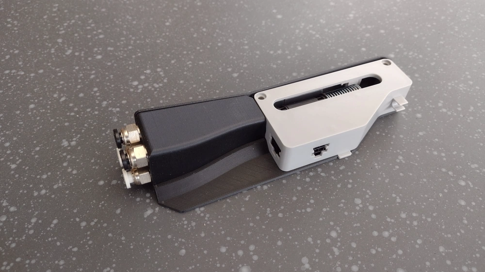 AMS-Hub替代品 P1S / X1 来自 Larsvommars - MakerWorld