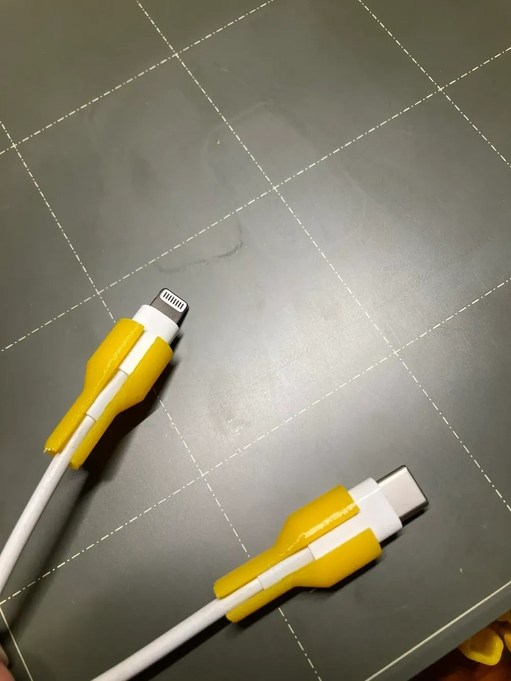 苹果lightning转usb C数据线保护套 来自 3dfancierprints Makerworld