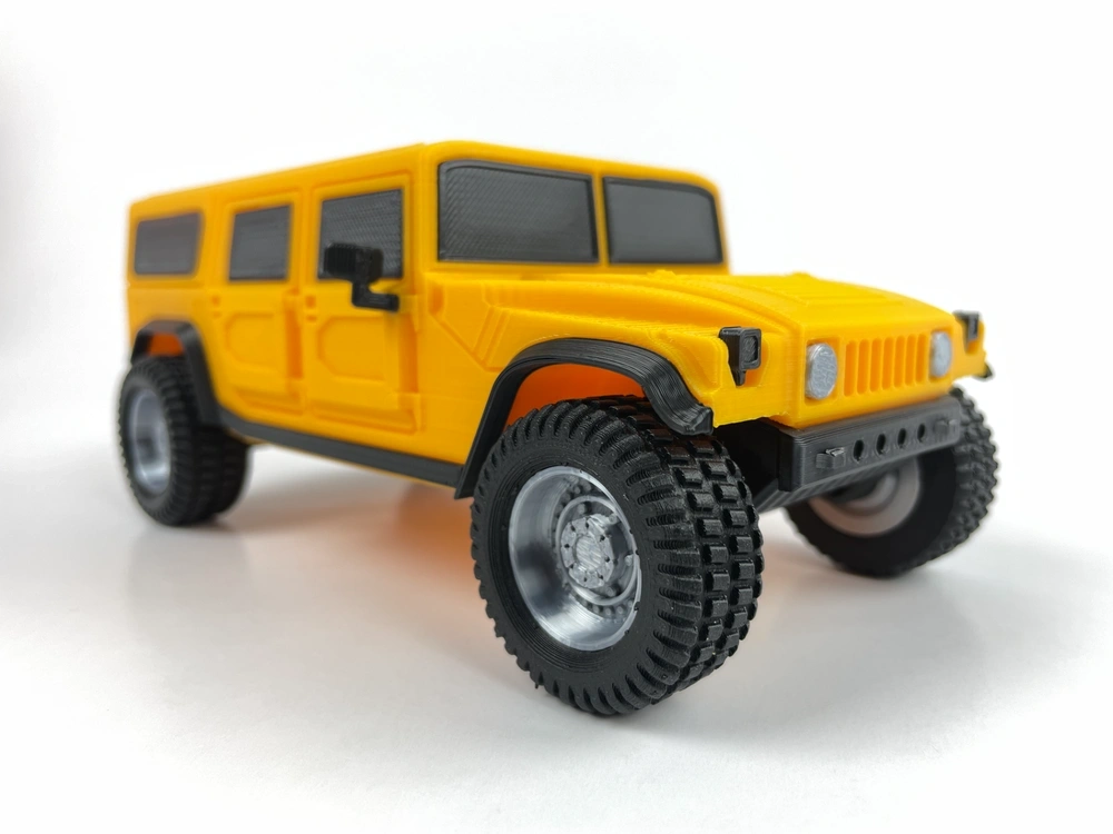 HUMMER H1（HUMVEE）- 模型套件 - 比例 1:24 来自 soarpix - MakerWorld