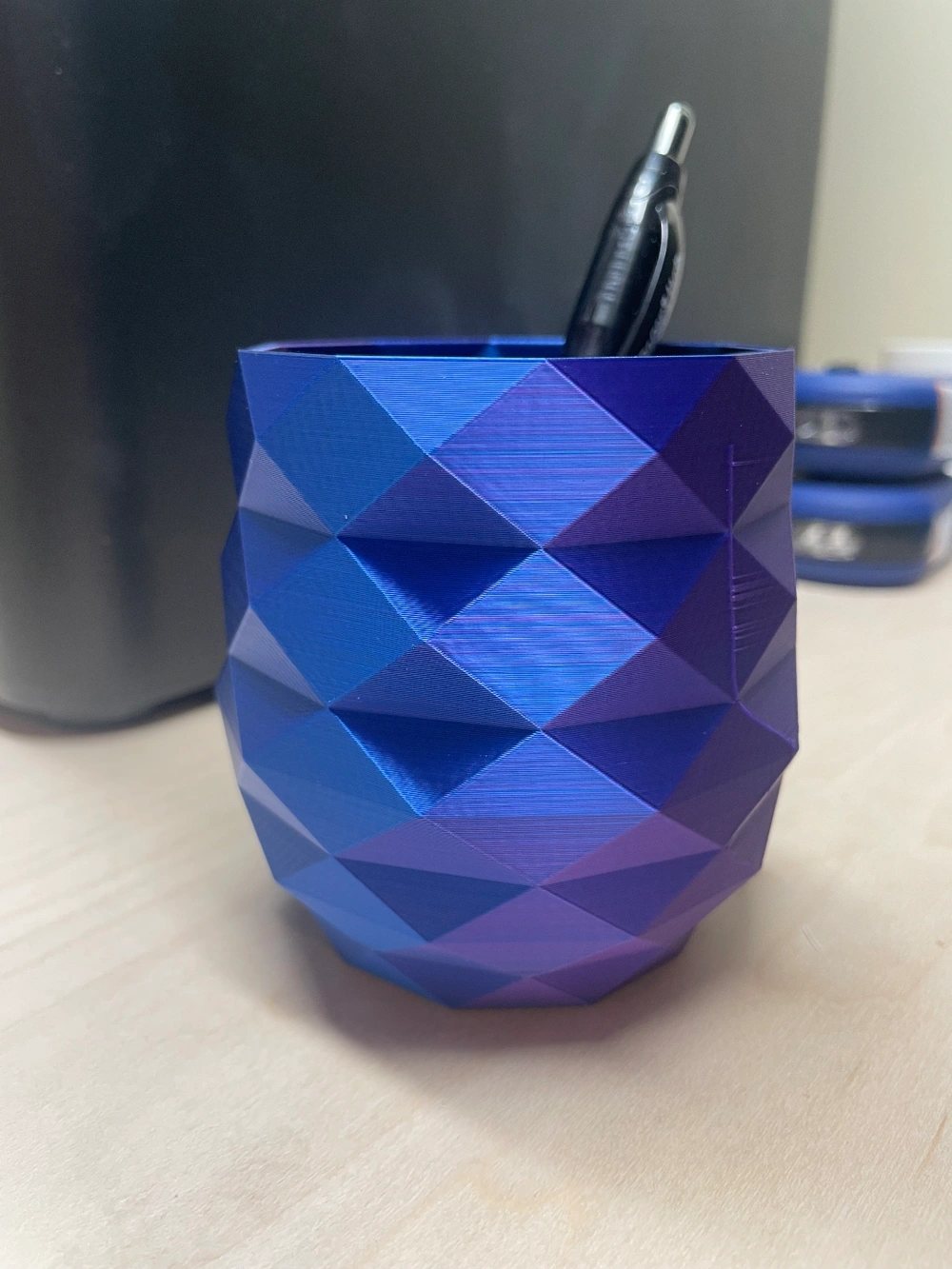 低多边形笔筒、牙刷或者化妆刷收纳盒 来自 Jwa0289 - MakerWorld