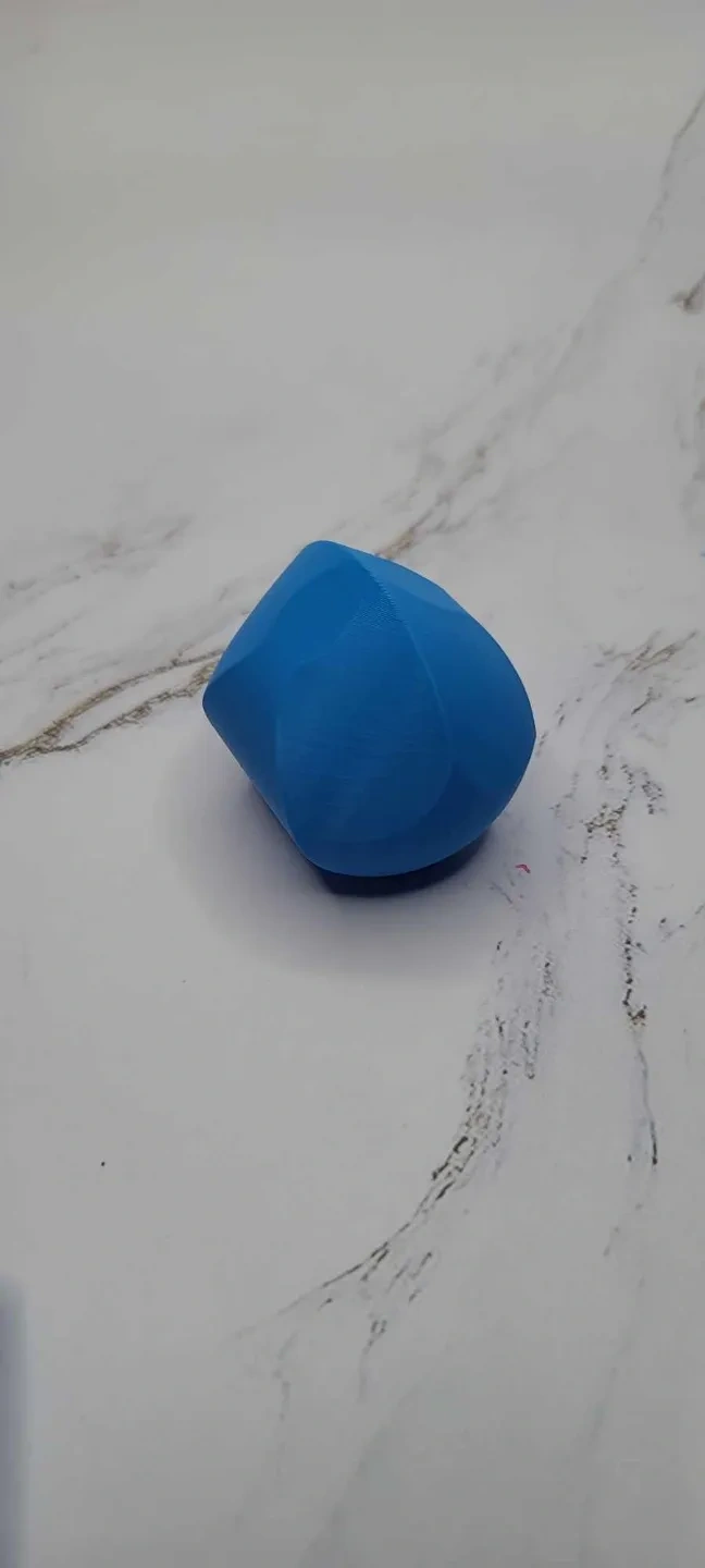 Gomboc: 一种特殊的几何体 来自 jean_samuelb MakerWorld：免费下载 3D 模型