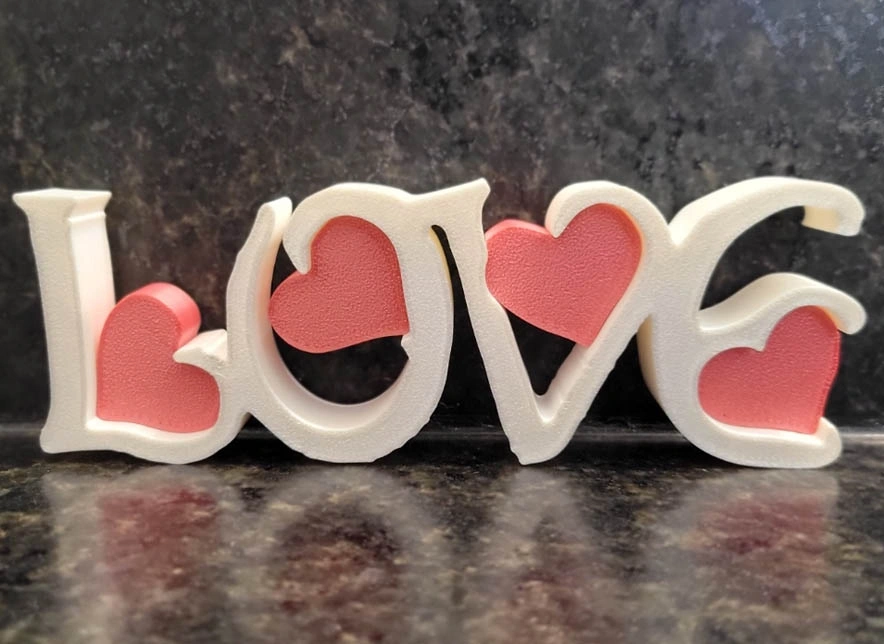 带有嵌入心形的爱 来自 Create with Jake - MakerWorld