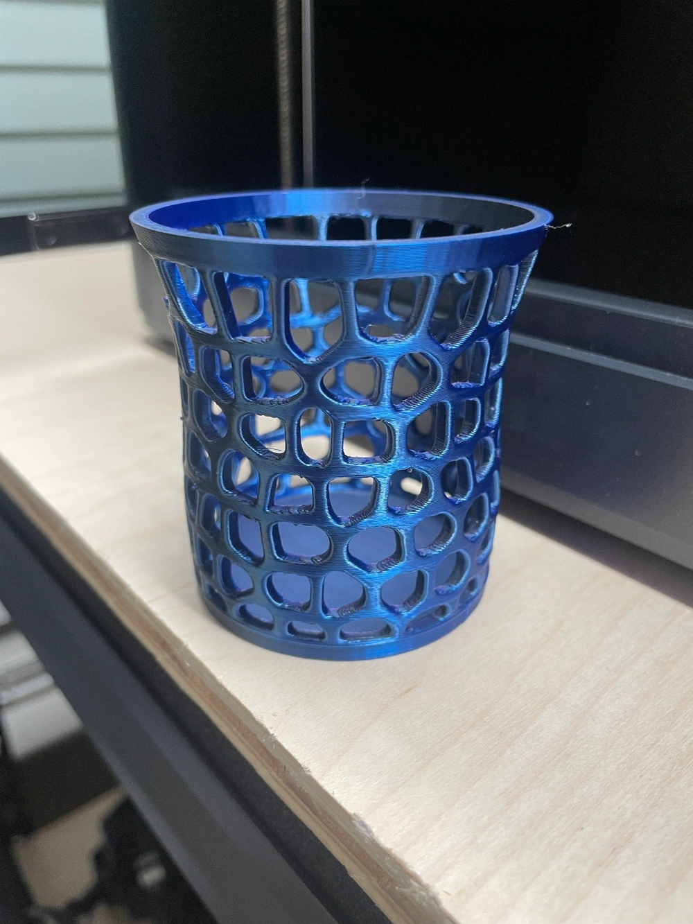 Voronol笔筒或化妆刷架 来自 Jwa0289 - MakerWorld