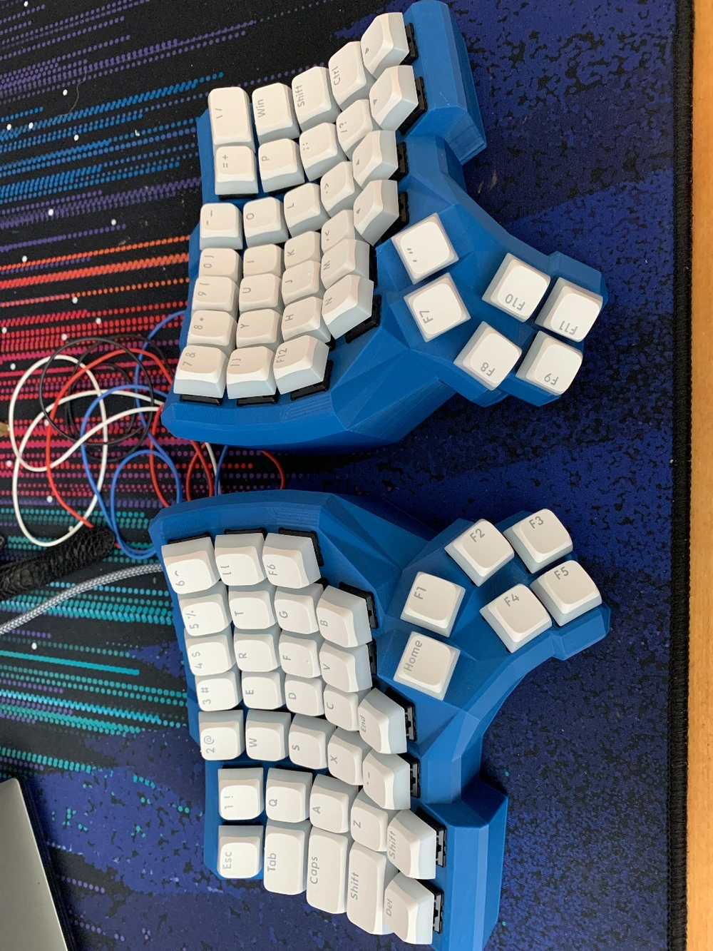 定制的Dactyl Manuform 5x7 来自 Sike Prints - MakerWorld