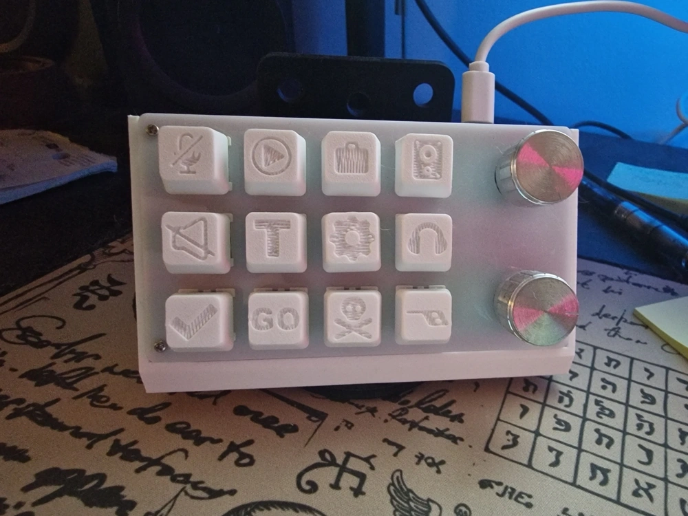 Macro Keypad Key Caps 来自 zwurtz182 - MakerWorld