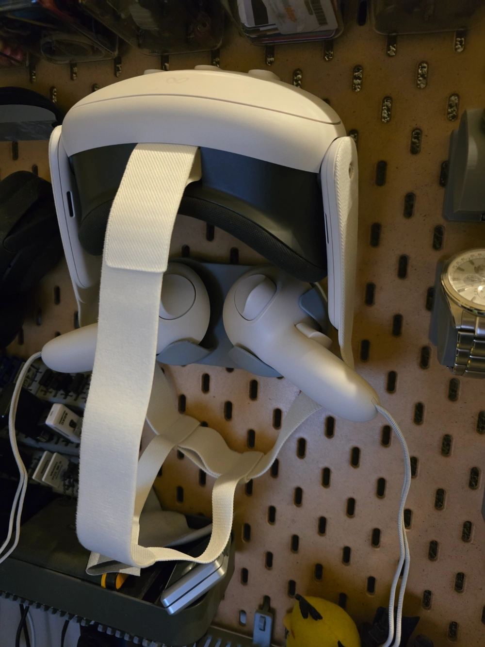 Ikea Skadis适用的Oculus Quest 3支架 来自 chilman408 - MakerWorld