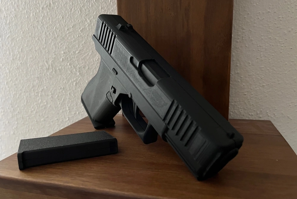 Glock 19 Gen 5 v3配备滑套 来自 RTX_Nitrox - MakerWorld