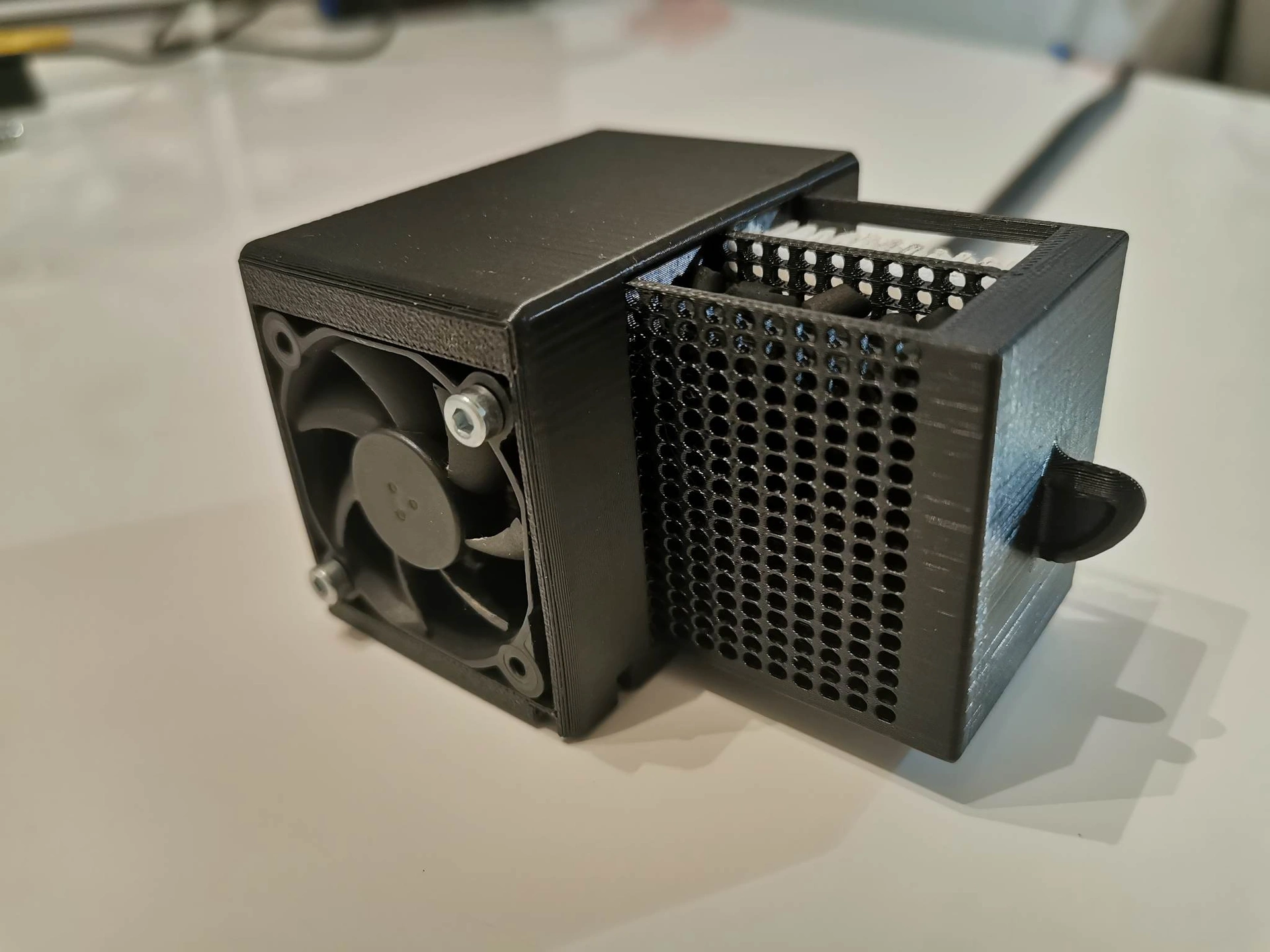 小型活性炭/HEPA过滤器 来自 Rangebear - MakerWorld