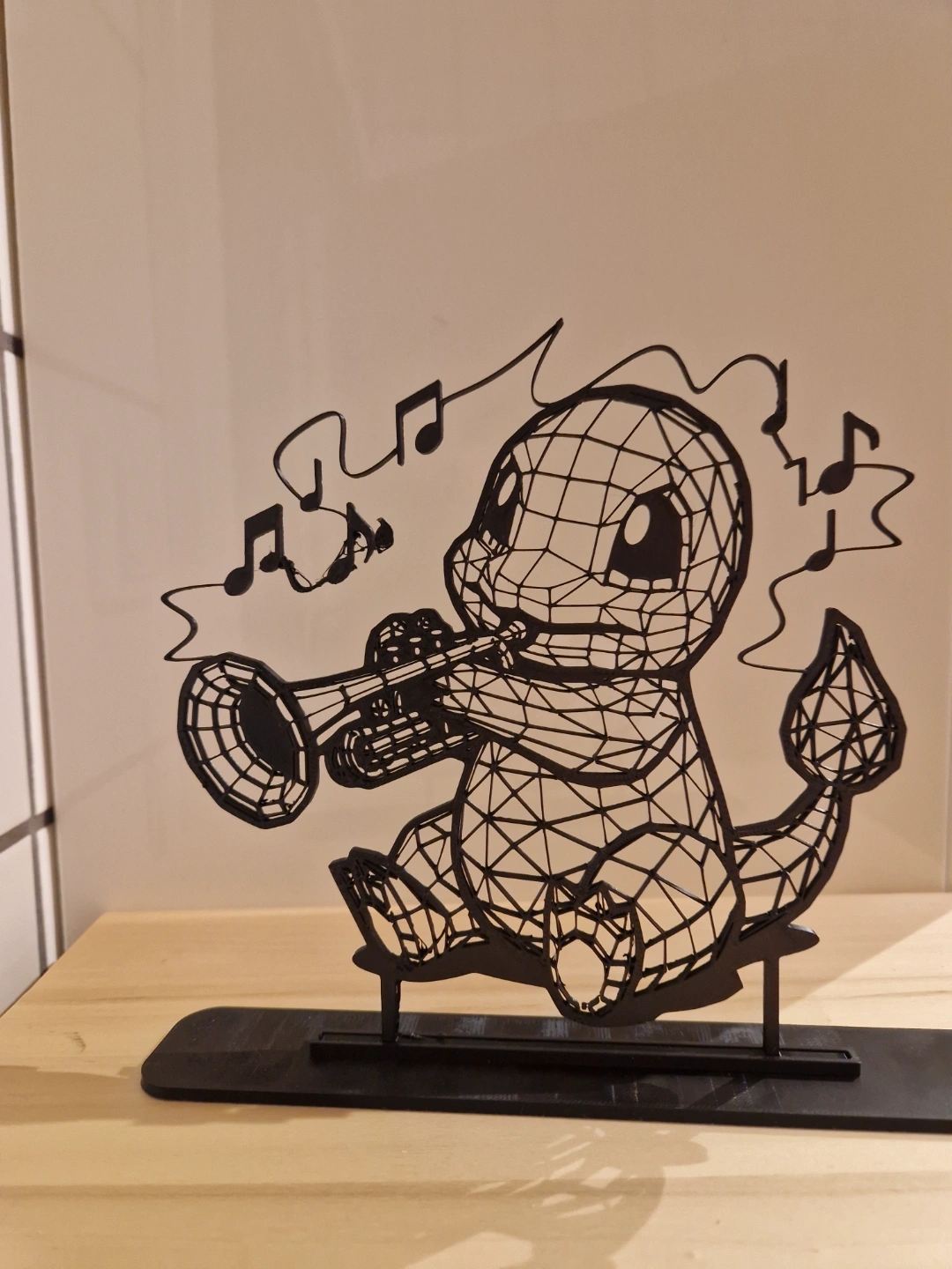 几何低多边形Charmander演奏 - 小号 V.1 来自 3DPrintWolf - MakerWorld