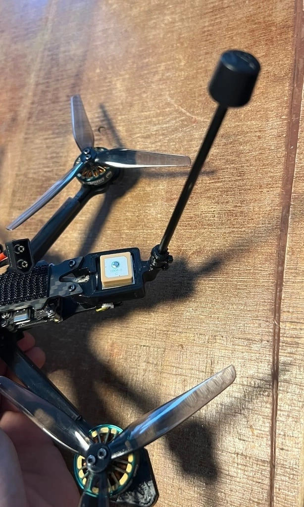 Diatone Roma LR4 F4 L5 M8Q iFlight GPS支架与Vifly Mini Finder蜂鸣器支架 FPV 来自 ...